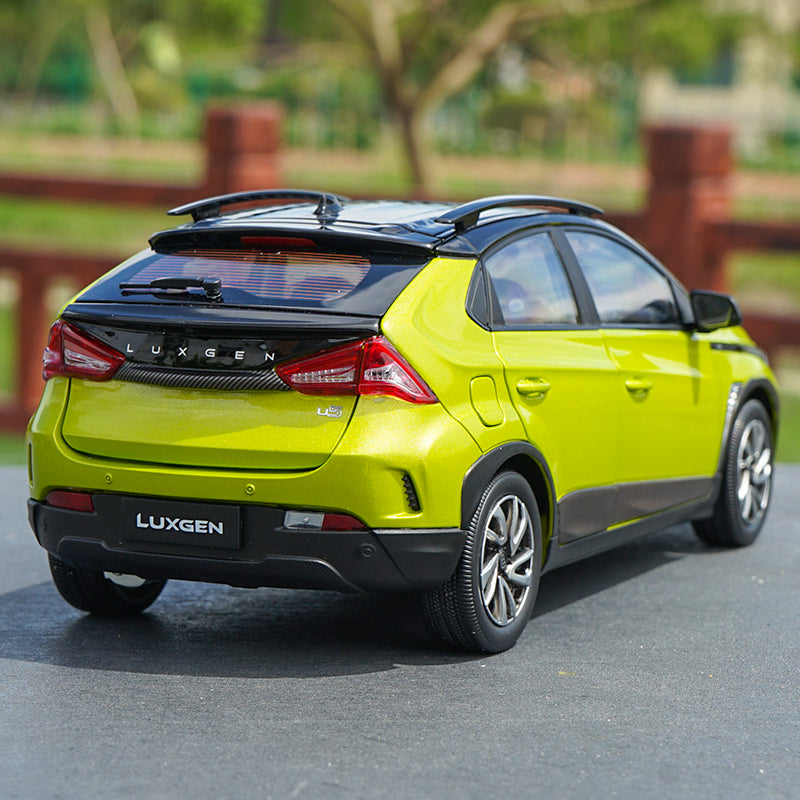 1:18 Dealer Edition 2019 Luxgen U5 SUV Diecast Model with small gift ...