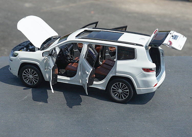 Original factory authentic 1/18 Jeep Grand Commander GAC Fiat Chrysler ...