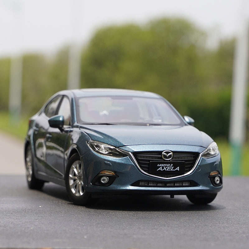 Original Facotry 1:18 Changan MAZDA axela MAZDA 3 Diecast Scale Toy Ca ...