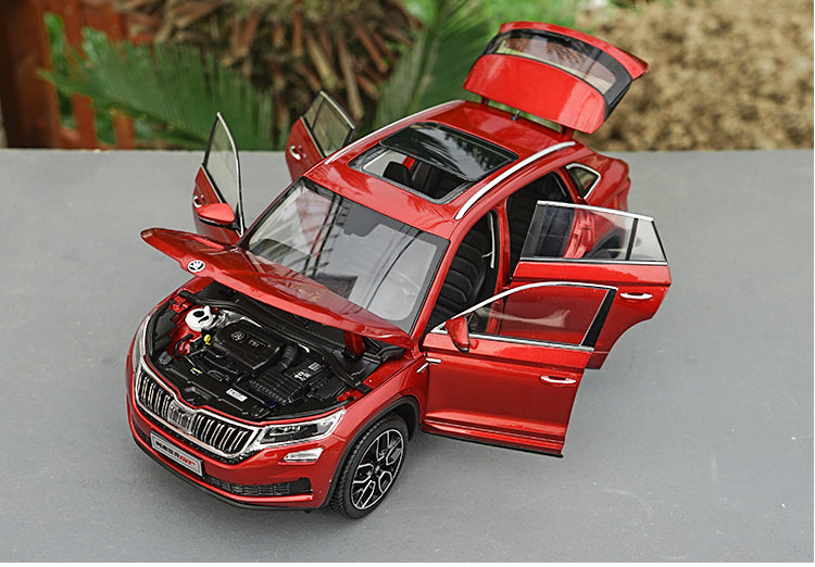 Diecast GT Skoda Kodiaq GT car model in scale 1:18 Black/red – Classic ...