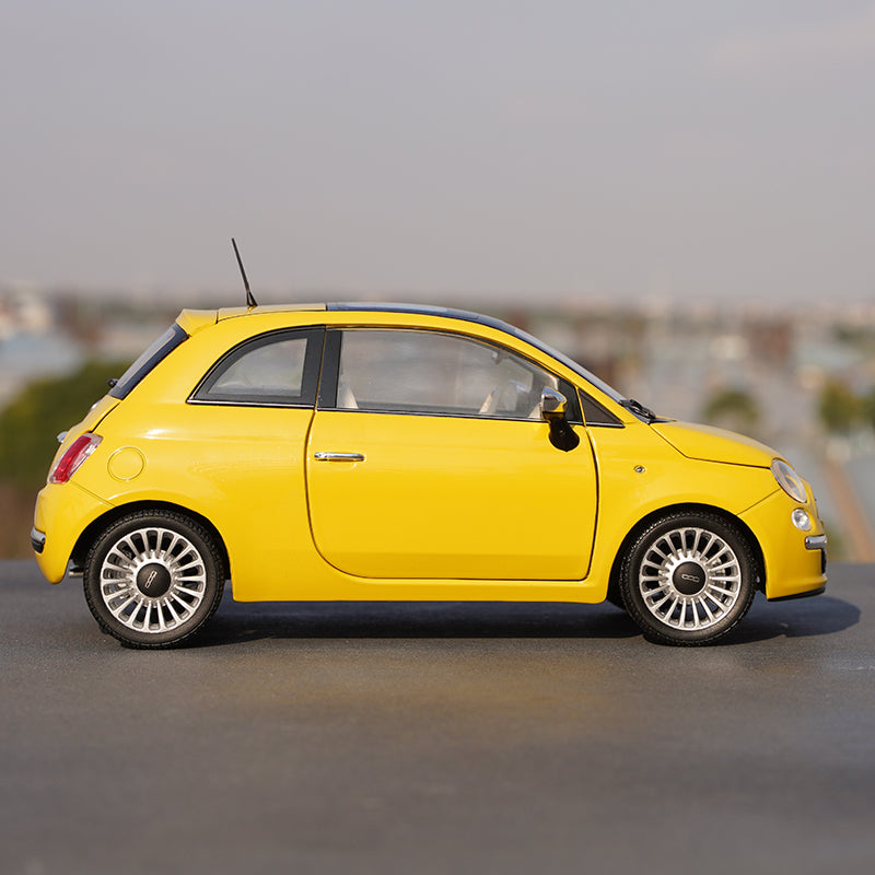 Original factory 1:18 Norev Fiat 500 diecast alloy car model for colle ...