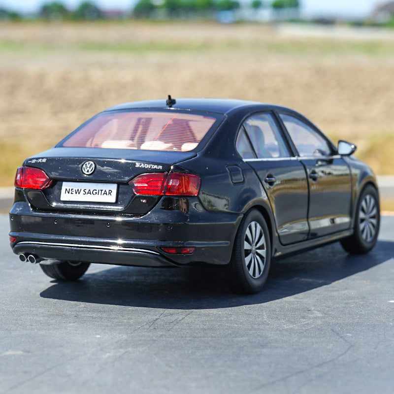 Original Authorized factory 1:18 VW new SAGITAR 2012 version car model ...