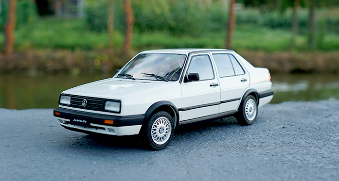 Original factory 1:18 Scale diecast VW Volkswagen JETTA GT MK2 car mod ...