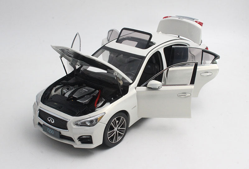 Original Authorized Authentic 1:18 Infiniti Q50S classic toy car model ...