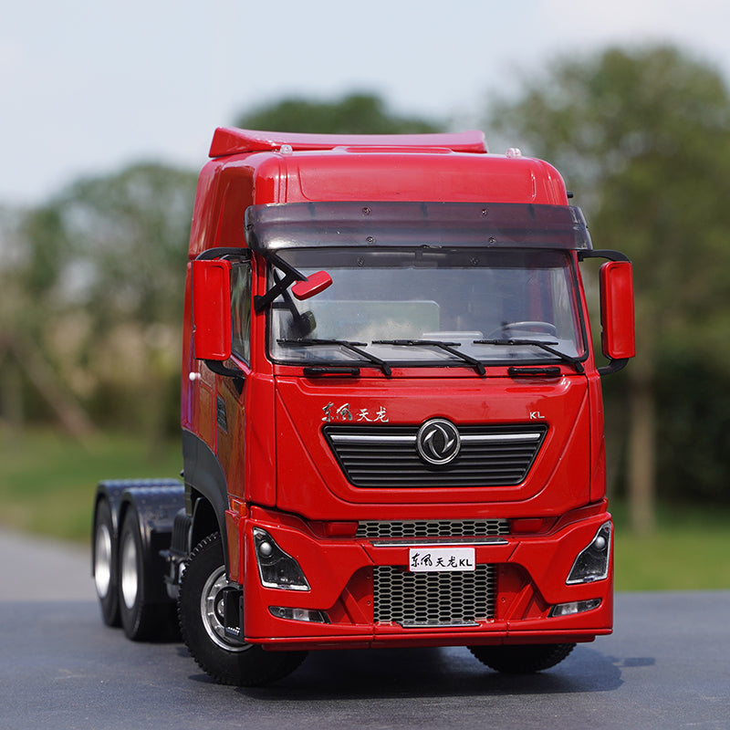 Original factory 1:24 Dongfeng Tianlong KL tractor model Tianlong flag ...