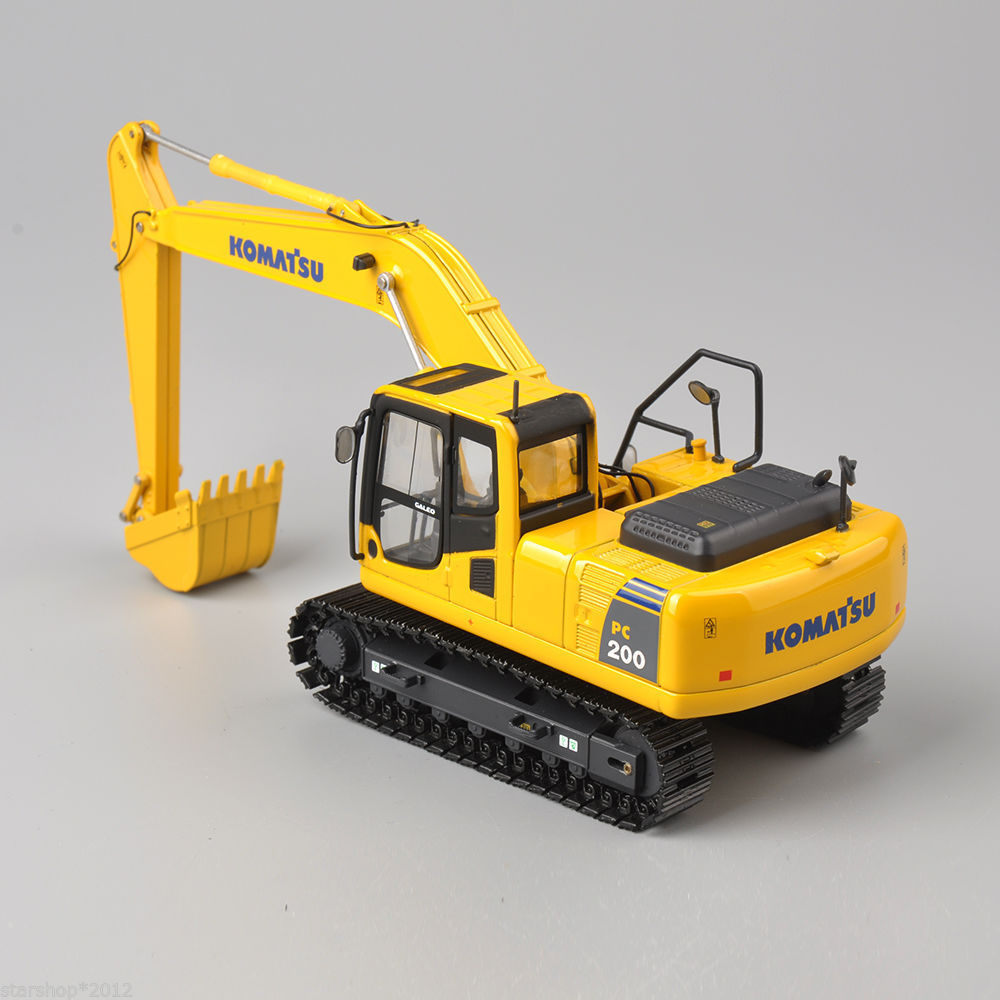 1:50 Diecast Komatsu PW200 Excavator for sale – Classic Models ...